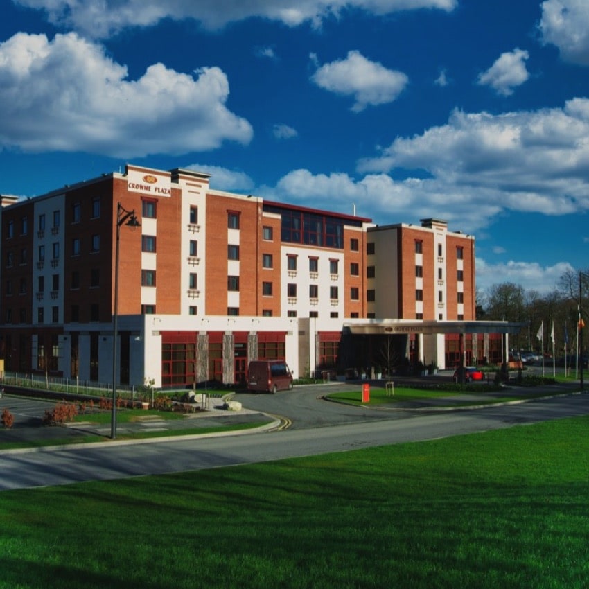 Secure Airport Carpark | Crowne Plaza Dublin Airport