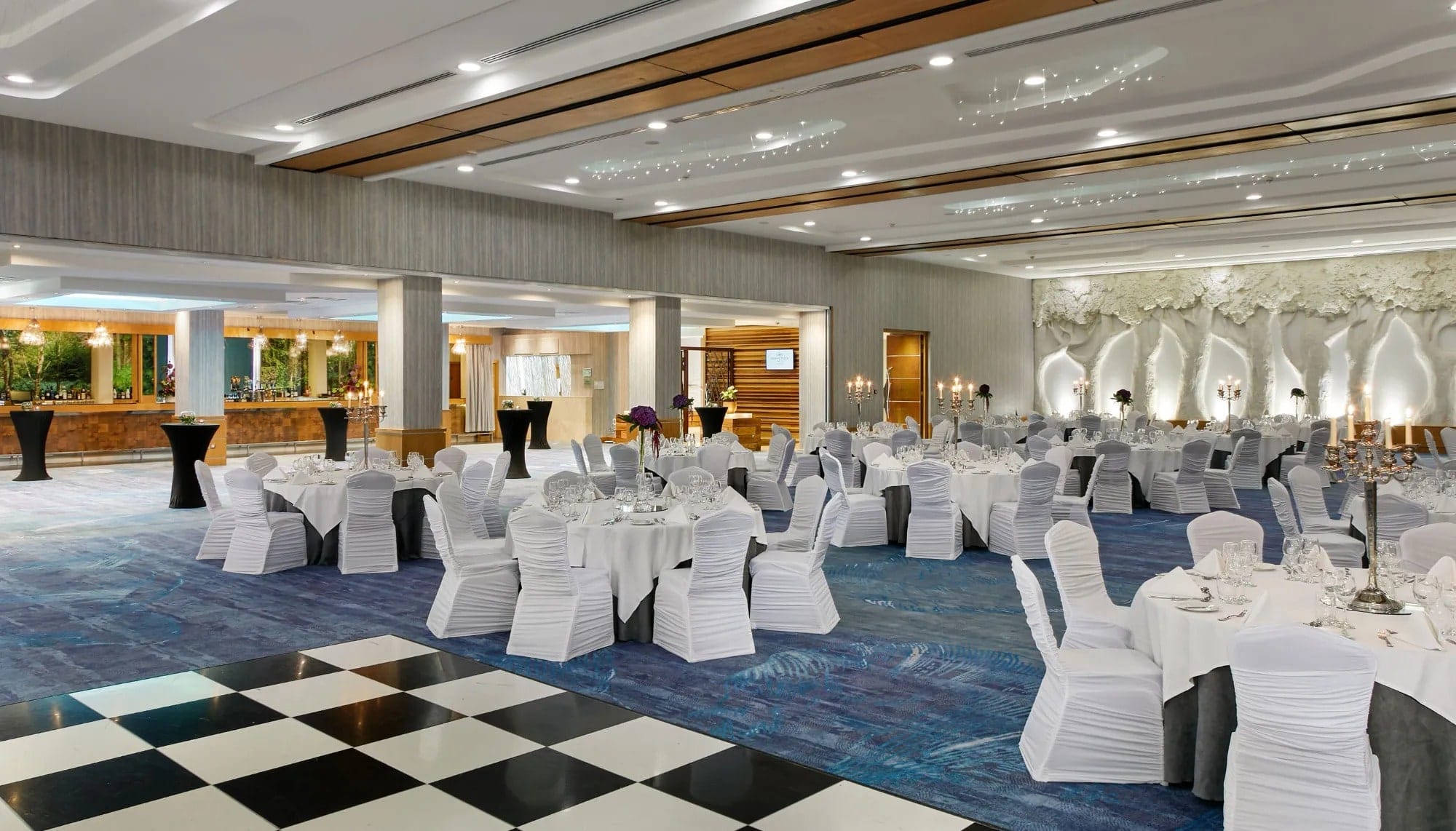 College Balls & Celebrations at Crowne Plaza Dublin Airport